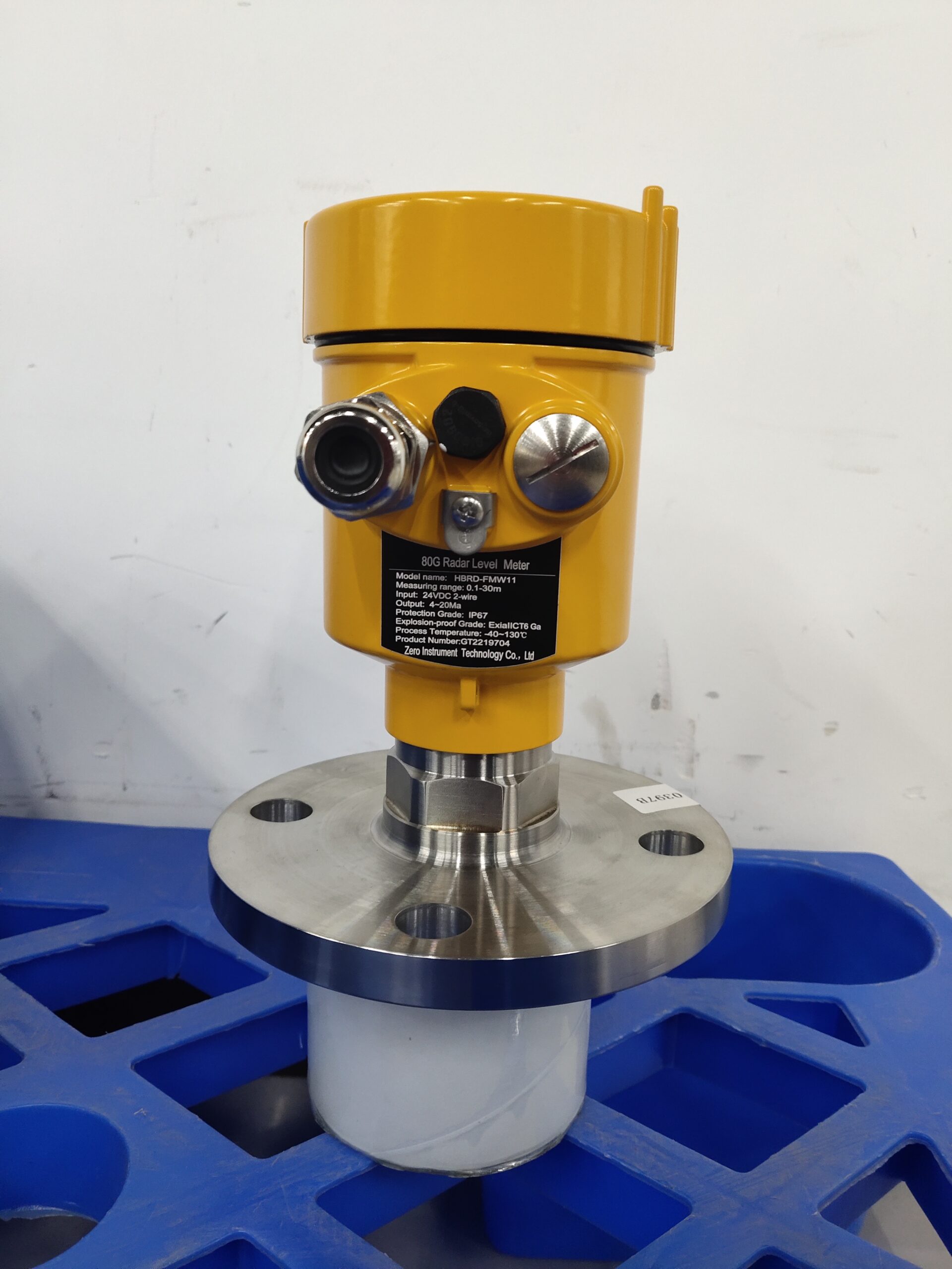 Application of radar level meter in level measurement of compressor ...