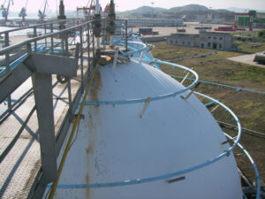 Guided wave radar level transmitter measuring hydrogenated liquefied ...